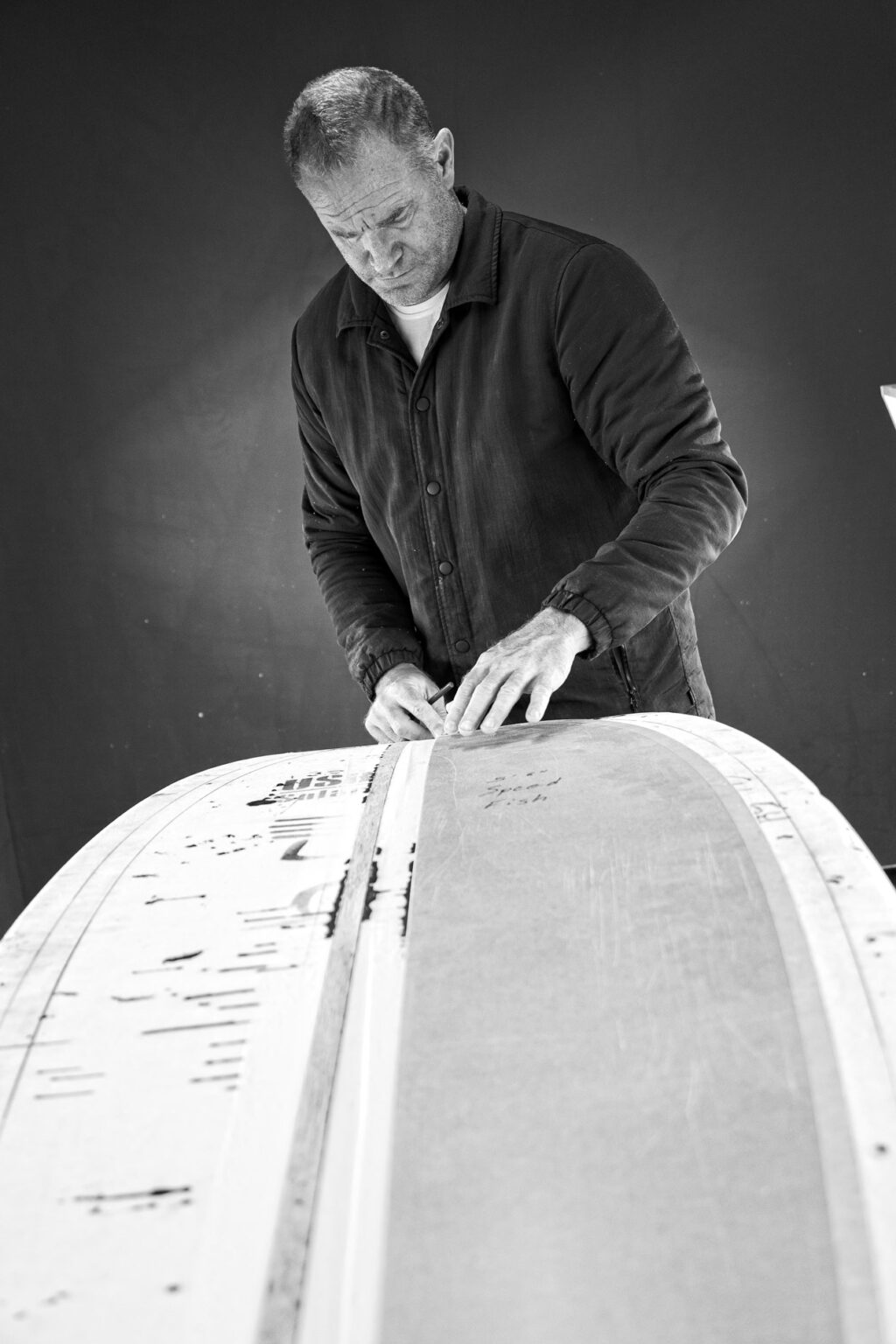 Contact – Surfboards by Ian Thompson